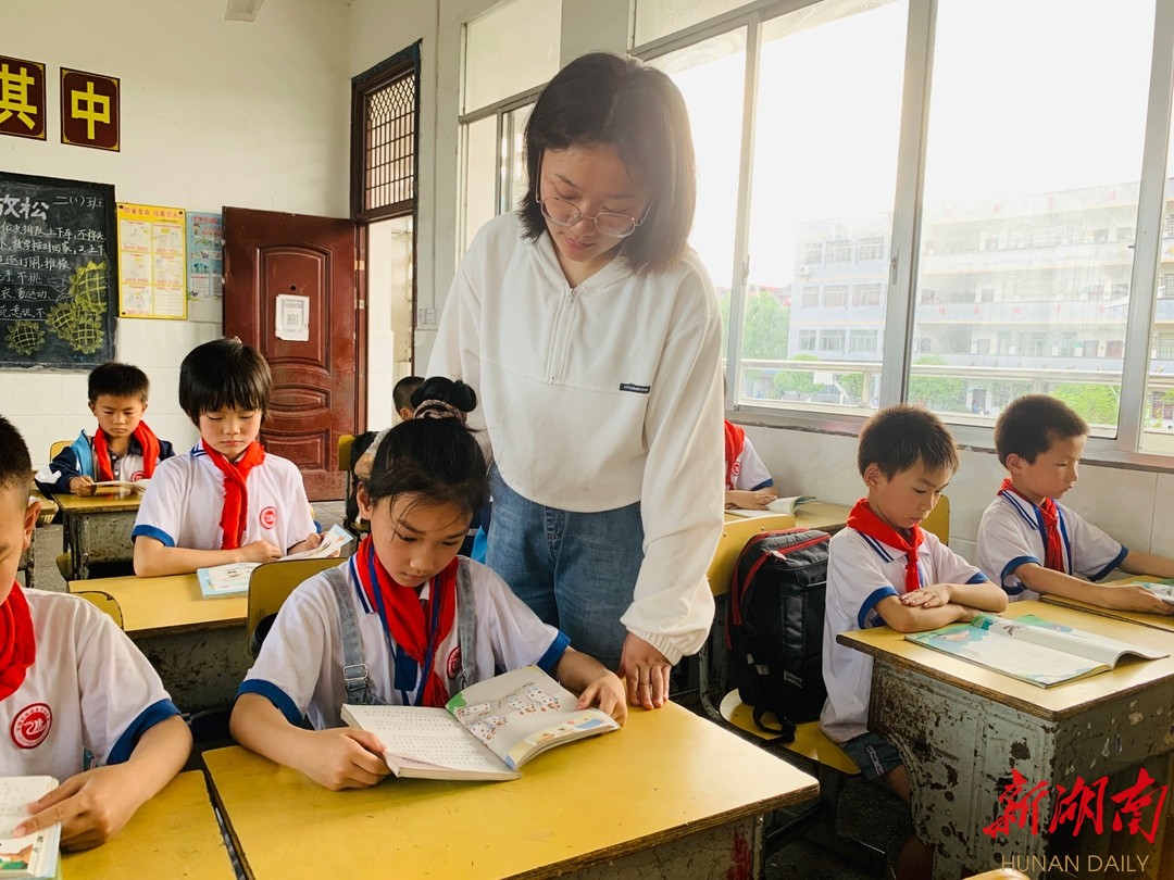 最美家乡推荐官之最美校园 永州市零陵区凼底乡中心小学书香馥郁满校园 恰是同学读书时 纵观 新湖南
