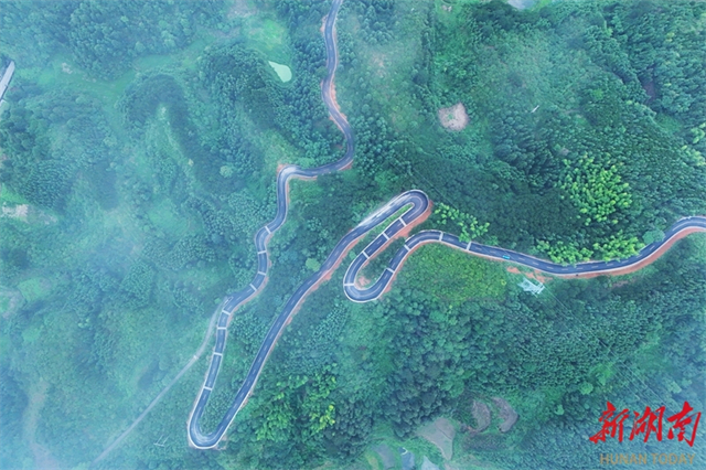Beautiful Country Road Construction Helps Boost Local Economy - top ...