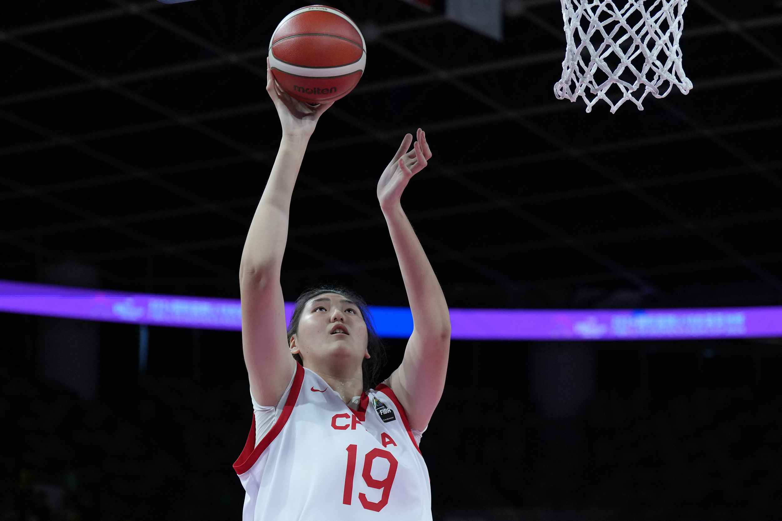 中国U18女篮闯进亚洲杯决赛 张子宇砍下34分16篮板 - 艺体 - 新湖南