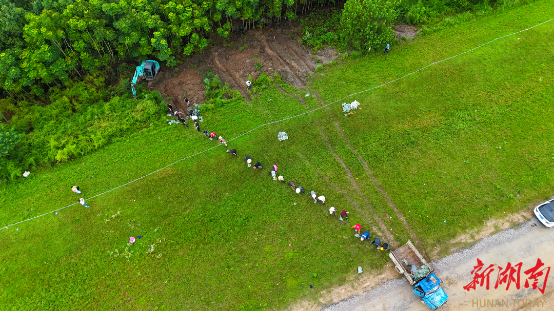 砂石“输送带”降服散浸 - 常德 - 新湖南